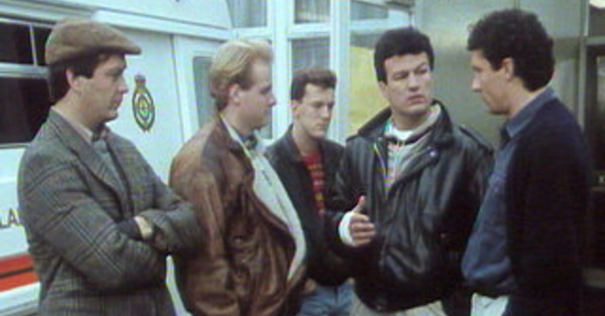 Stream London's Burning Series 1 Episode 7 | Watch on U