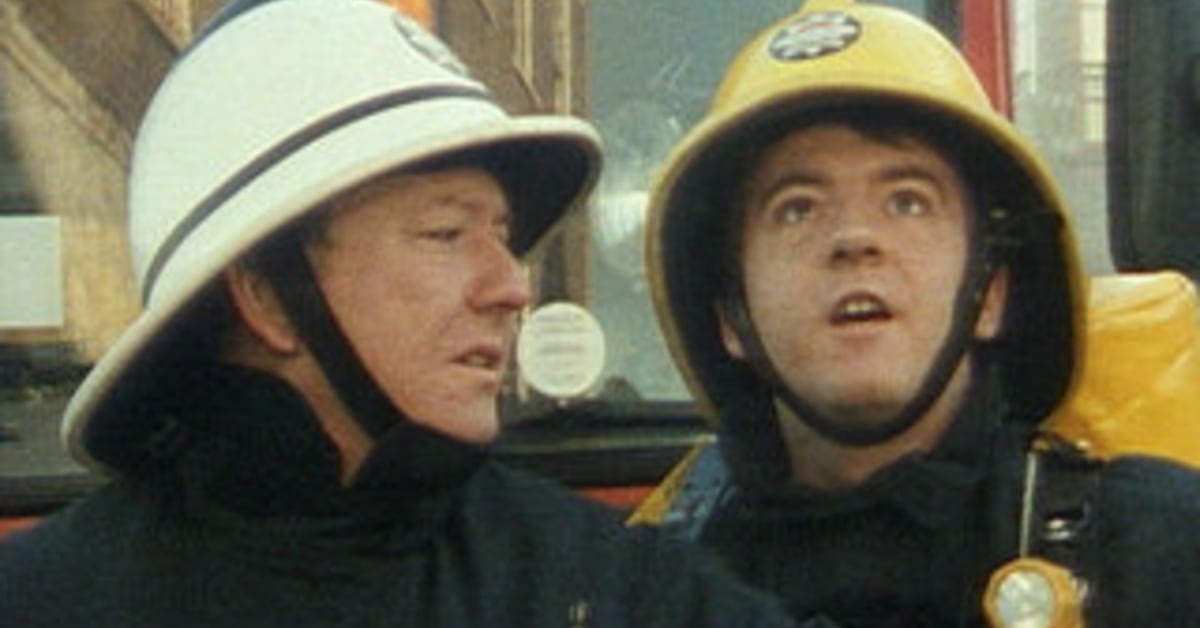 Stream London's Burning Series 3 Episode 1 | Watch on U