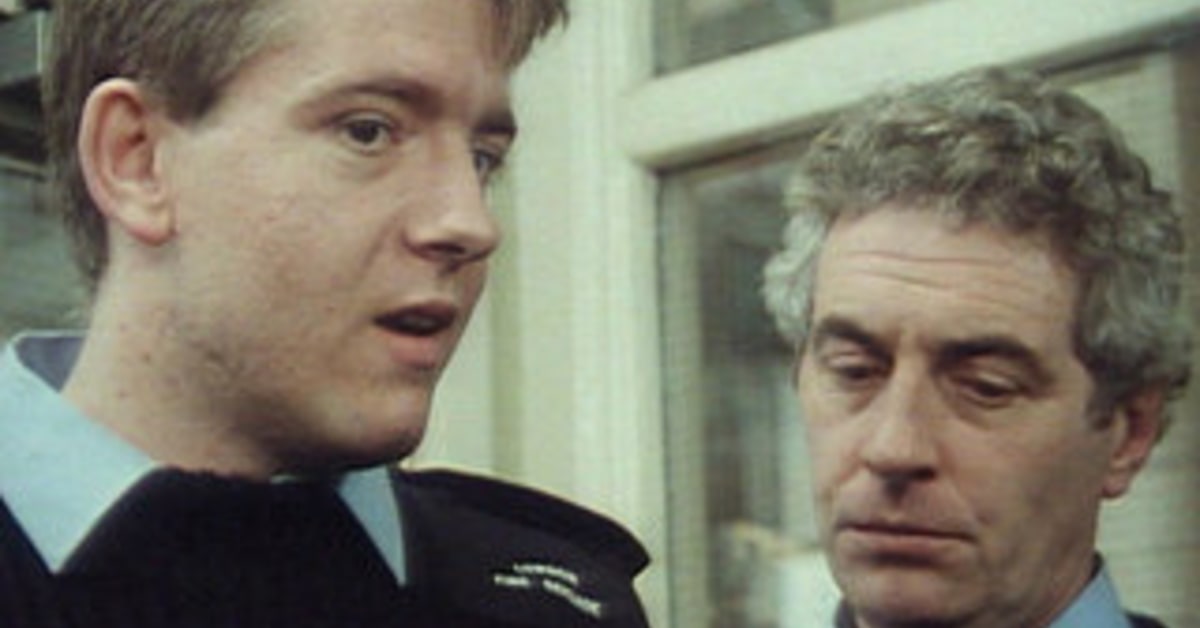 Stream London's Burning Series 3 Episode 2 | Watch on U