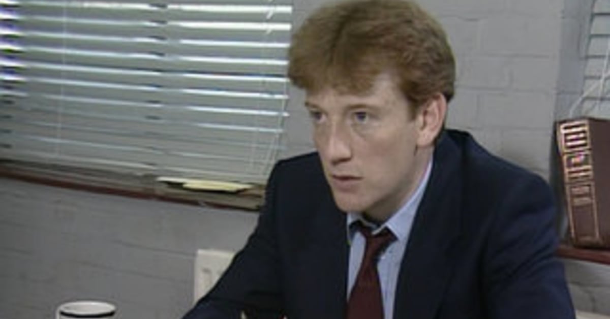 Stream The Bill Series 4 Episode 32 | Watch on U