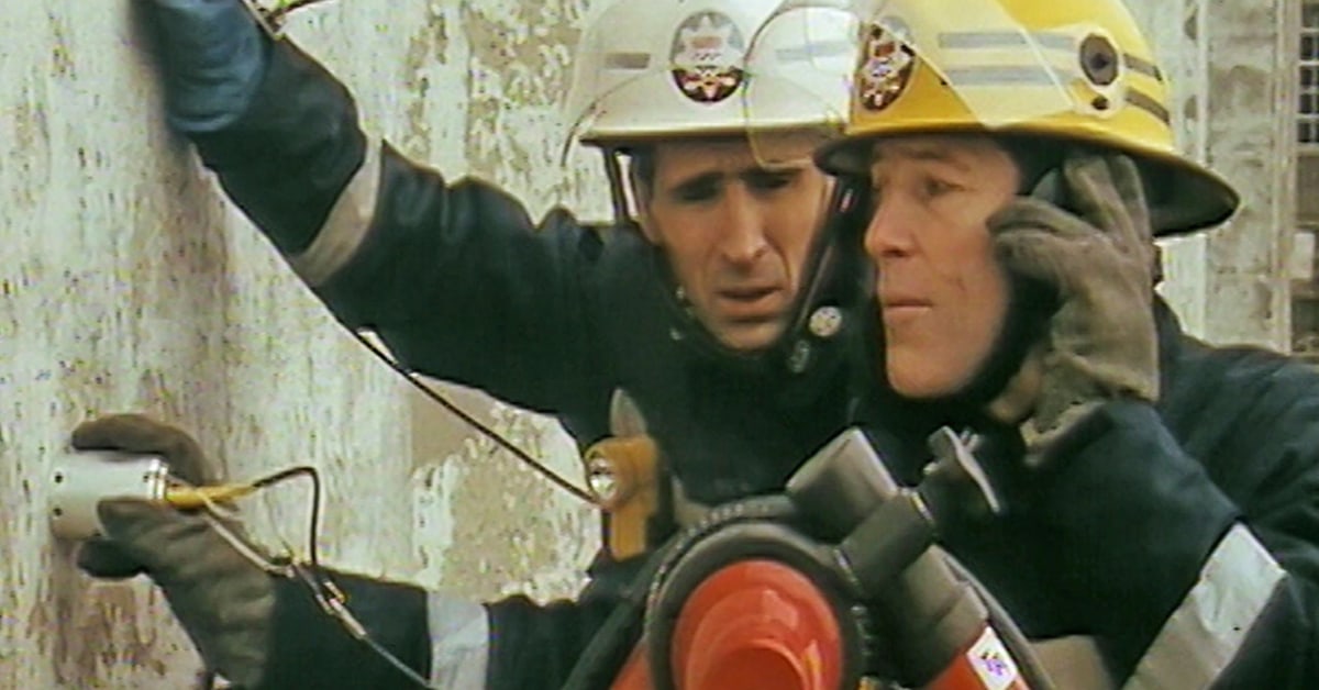 Stream London's Burning Series 5 Episode 3 | Watch on U