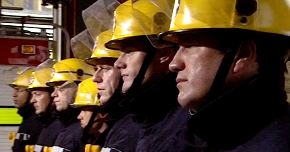 Stream London's Burning Series 10 Episode 16 | Watch on U