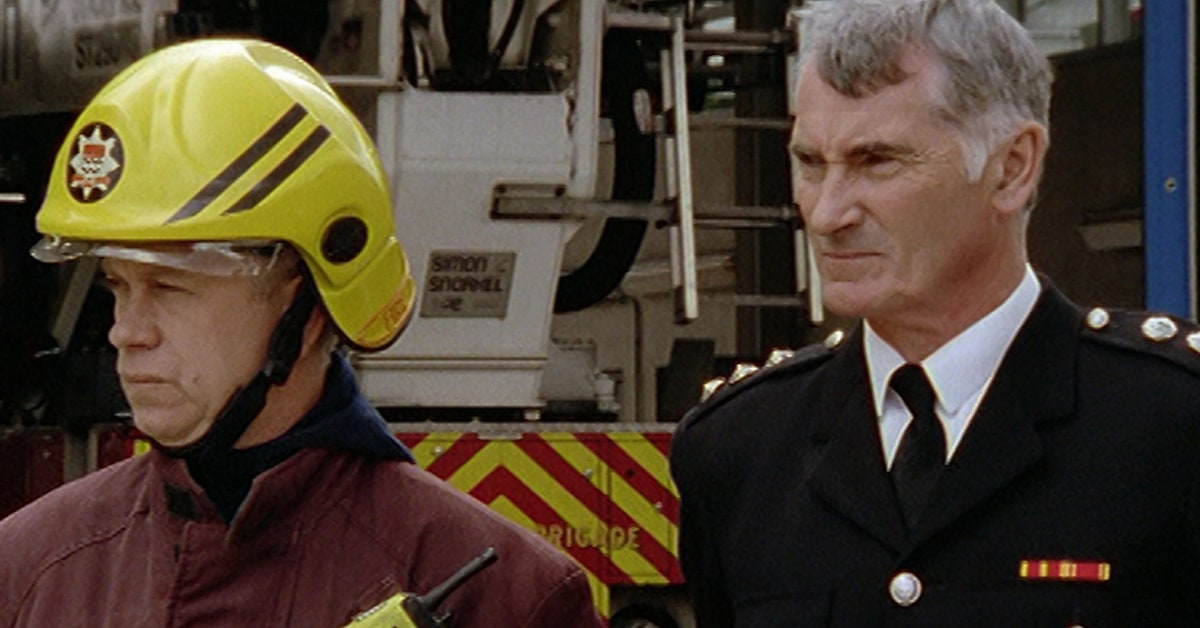 Stream London's Burning Series 13 Episode 6 | Watch on U