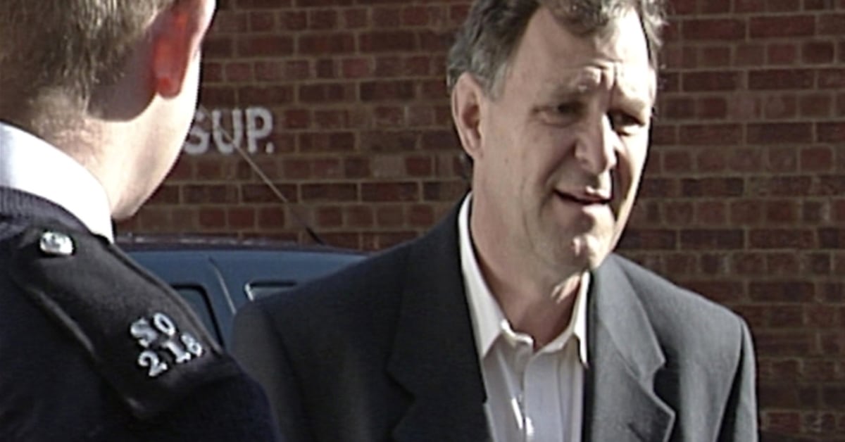 Stream The Bill Series 16 Episode 53 | Watch on U