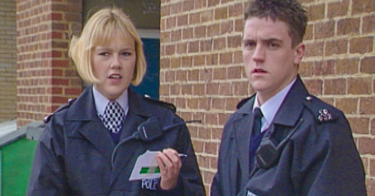 Stream The Bill Series 16 Episode 98 | Watch on U