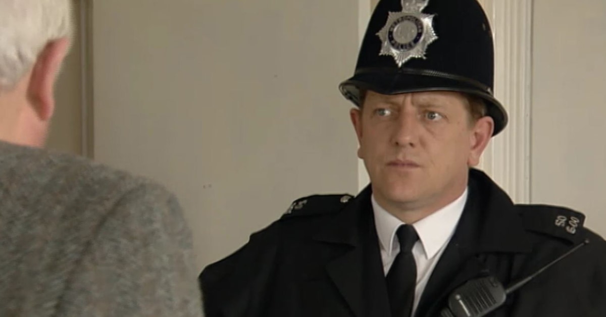 Stream The Bill Series 19 Episode 99 | Watch on U