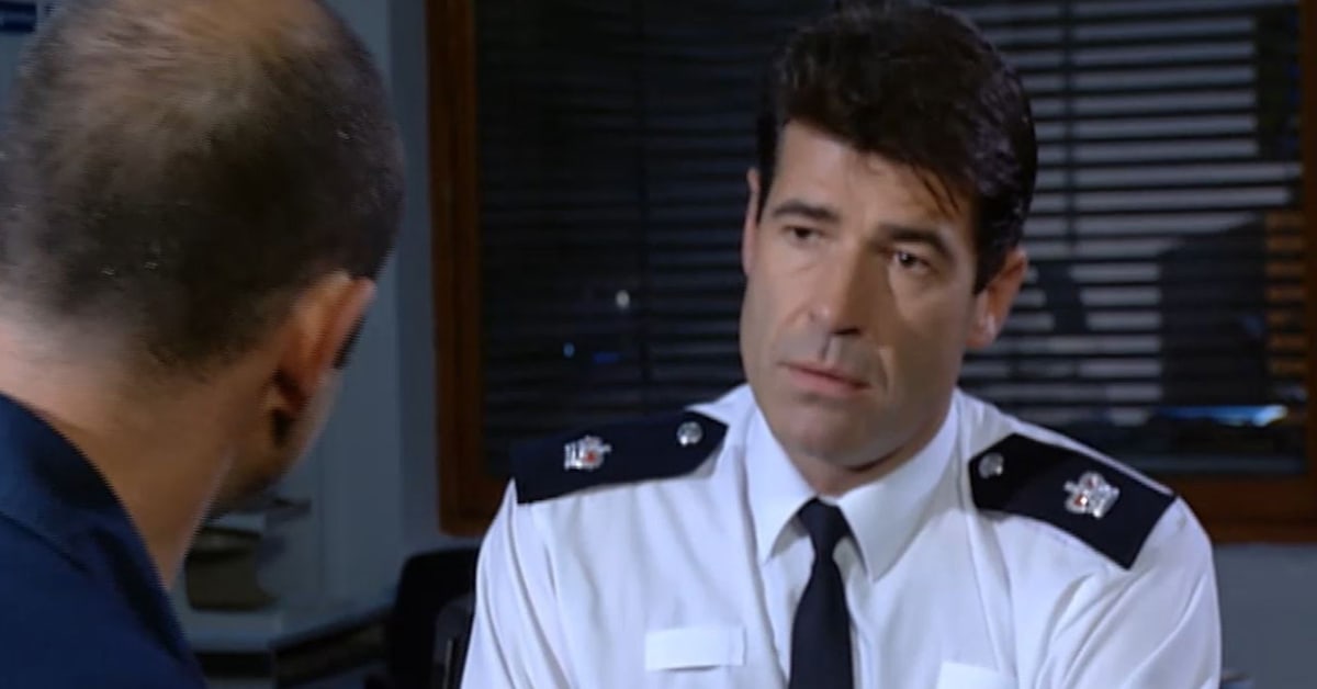 Stream The Bill Series 20 Episode 3 | Watch on U