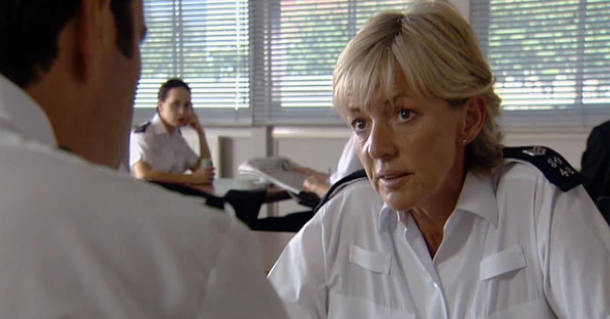 Stream The Bill Series 20 Episode 16 | Watch on U