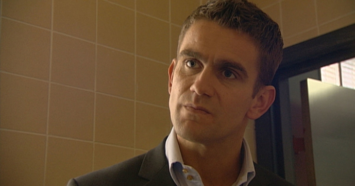 Stream The Bill Series 22 Episode 16 | Watch on U