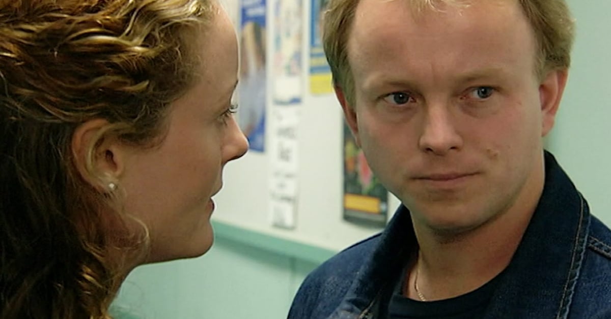 Stream The Bill Series 22 Episode 64 | Watch on U