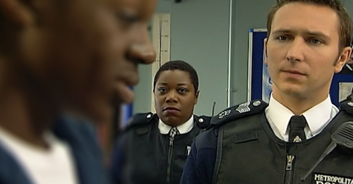 Stream The Bill Series 22 Episode 102 | Watch on U