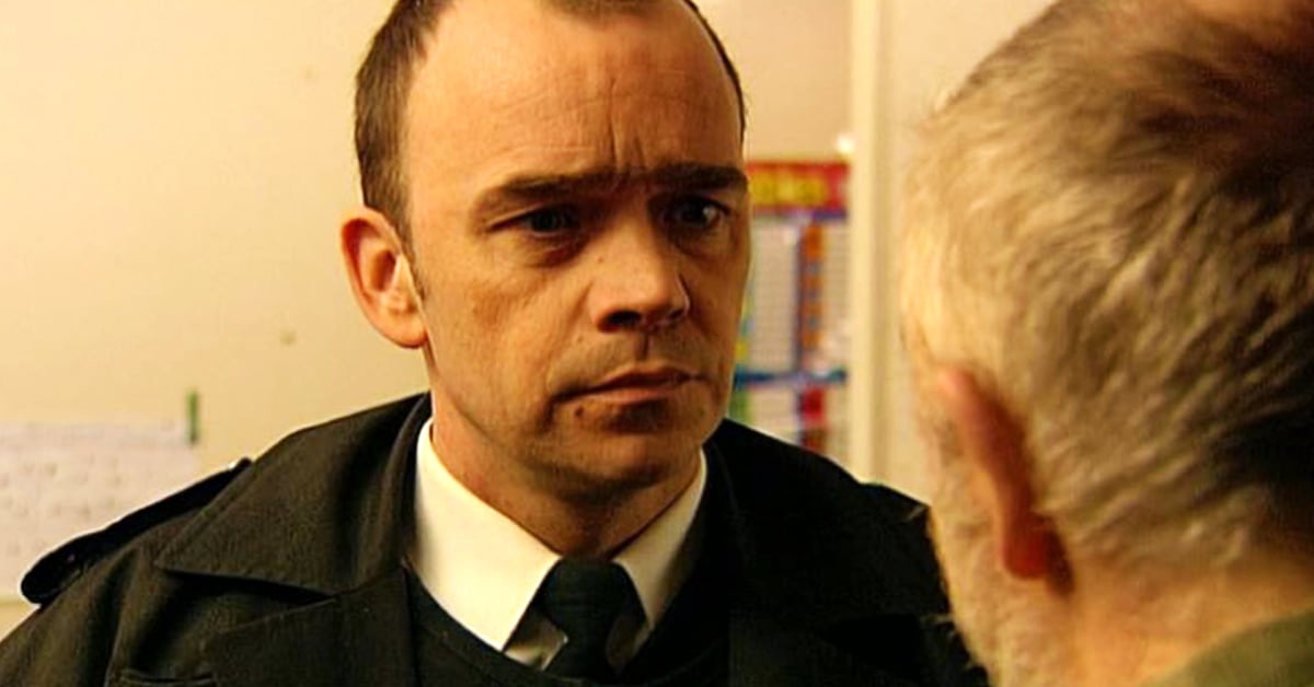 Stream The Bill Series 23 Episode 34 | Watch on U