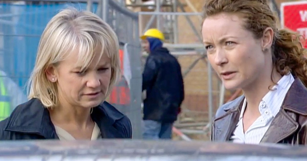 Stream The Bill Series 23 Episode 32 | Watch on U