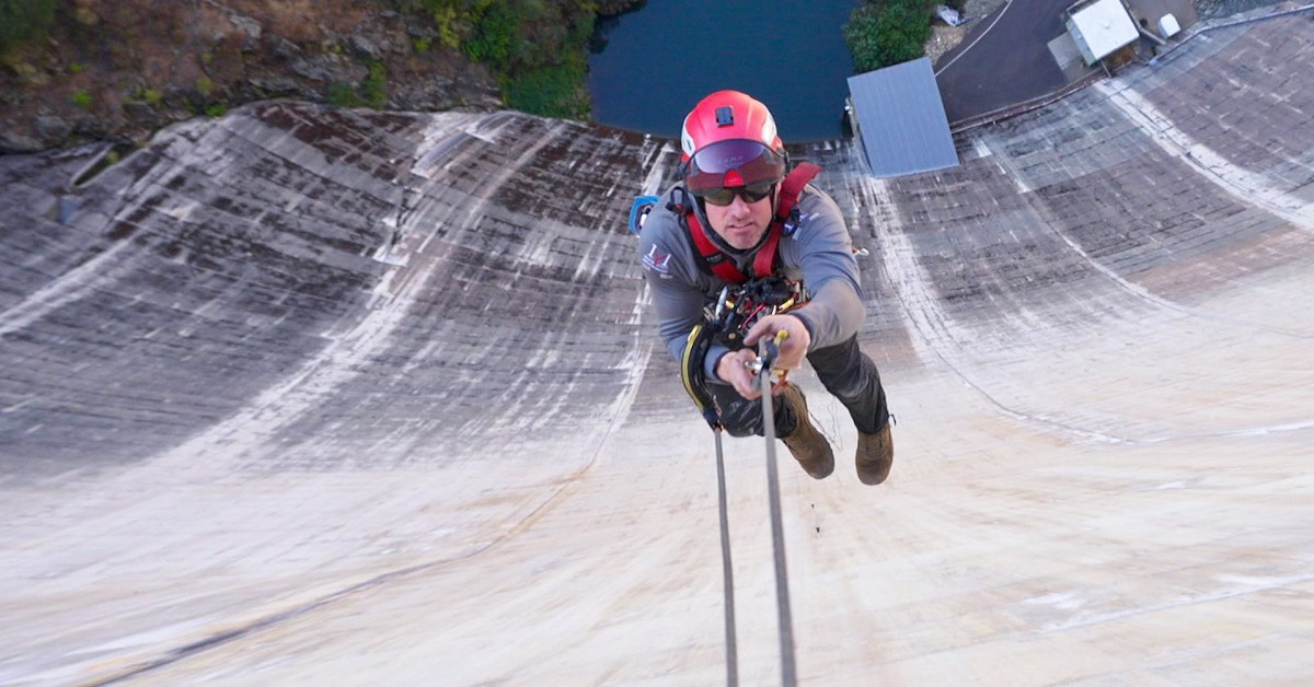 Stream Extreme Heights Repair Team Series 1 Episode 1 | Watch on U