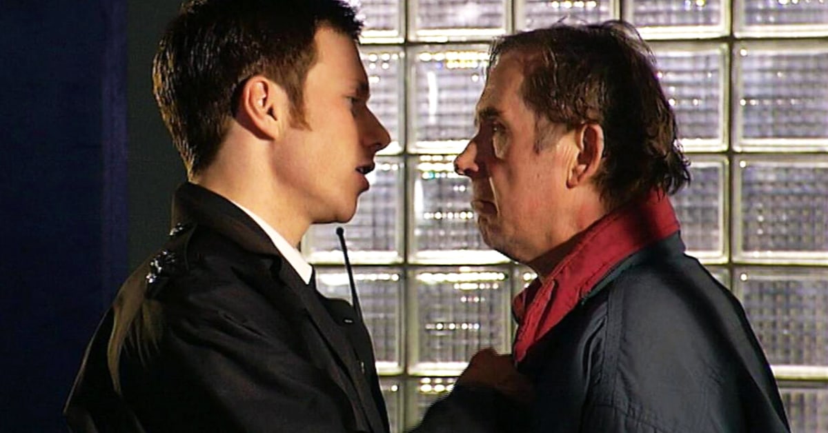 Stream The Bill Series 25 Episode 33 | Watch on U