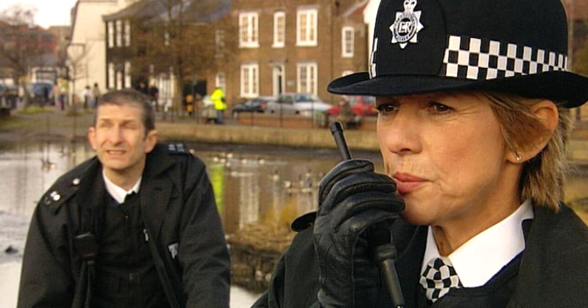 Stream The Bill Series 25 Episode 29 | Watch on U