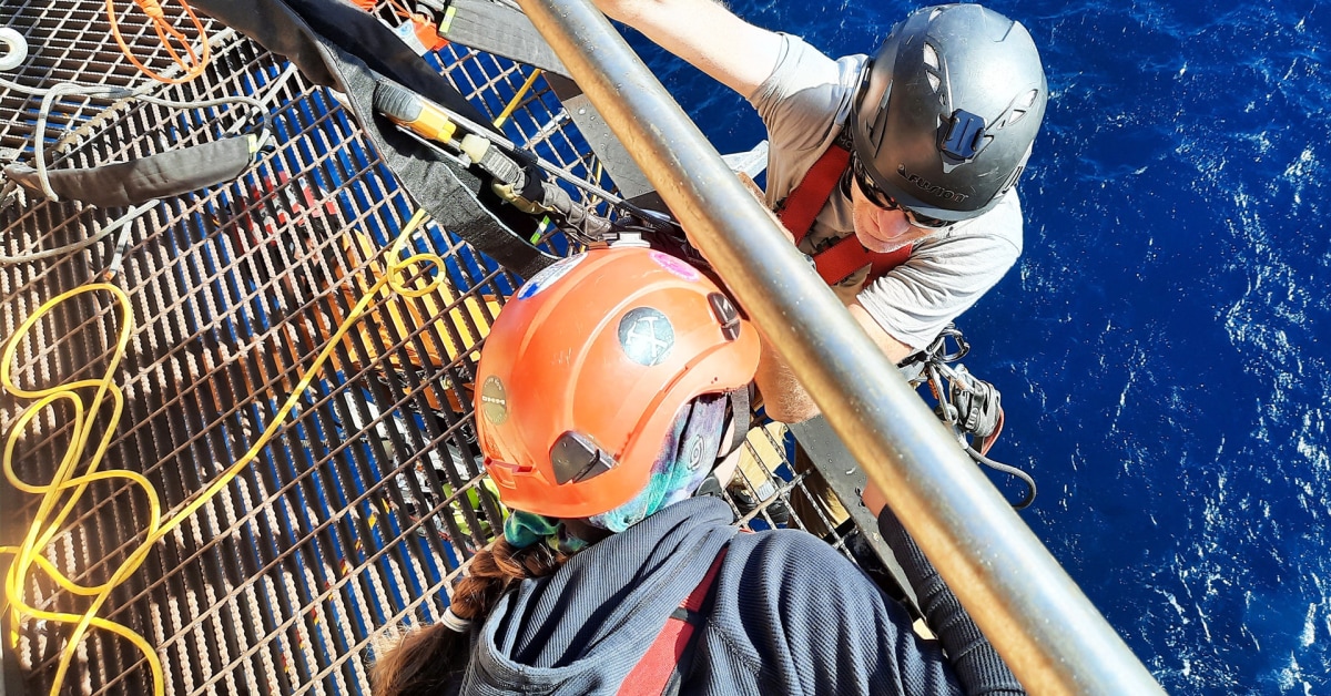 Stream Extreme Heights Repair Team Series 1 Episode 6 | Watch on U