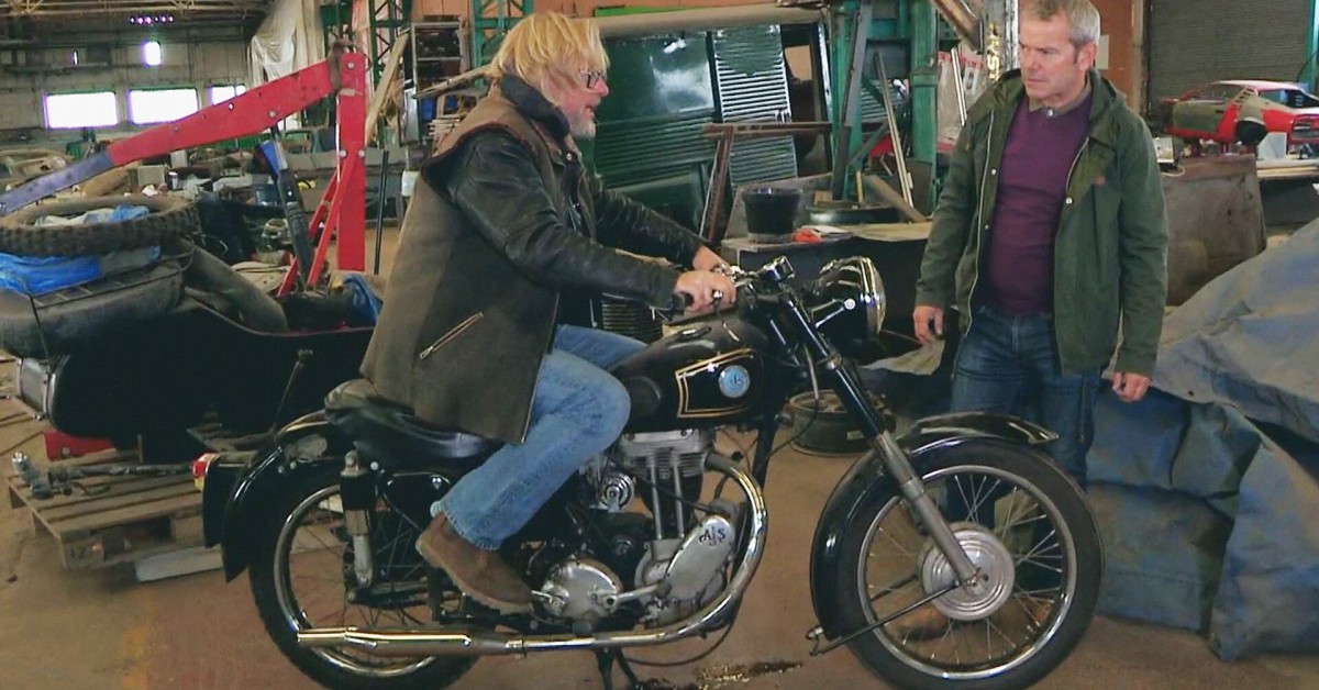 Stream Find It, Fix It, Flog It Series 1 Episode 4 | Watch on U