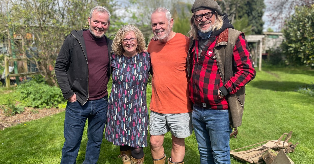 Stream Find It, Fix It, Flog It Series 9 Episode 5 | Watch on U