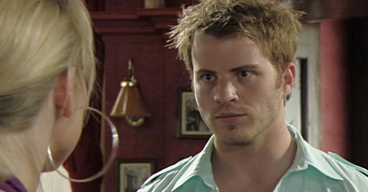 Stream Classic EastEnders Series 24 Episode 73 | Watch on U