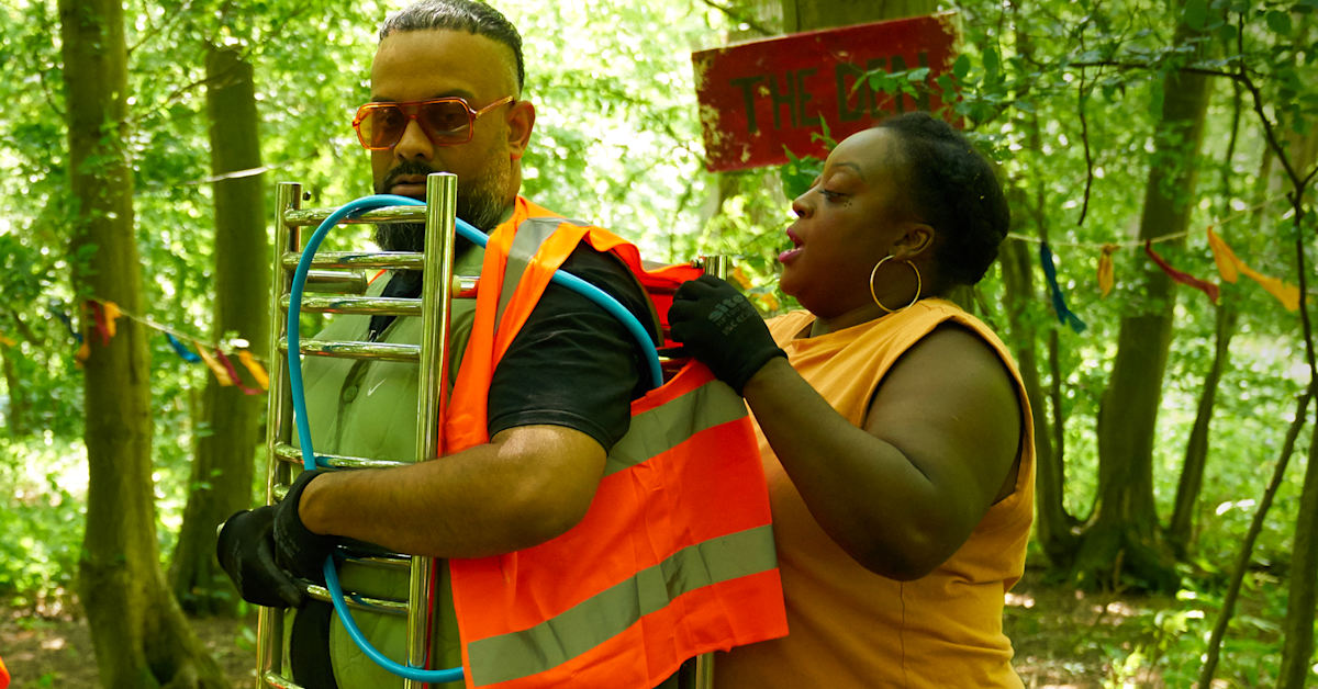 Stream David Mitchell's Outsiders Series 3 Episode 2 | Watch on U