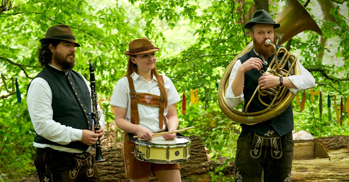 Stream David Mitchell's Outsiders Series 3 Episode 4 | Watch on U